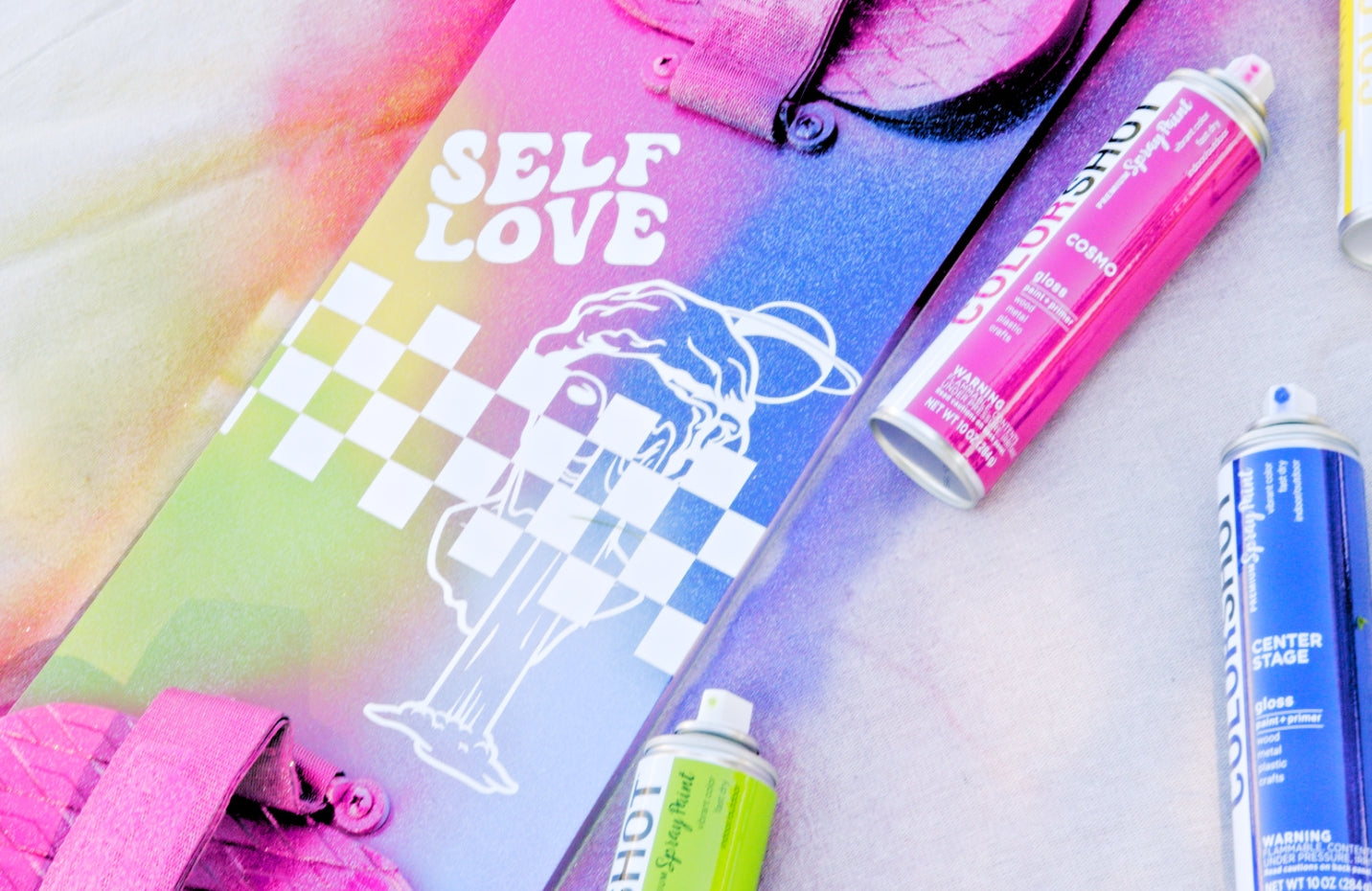 Colorful Custom Snowboard with Spray Paint – COLORSHOT